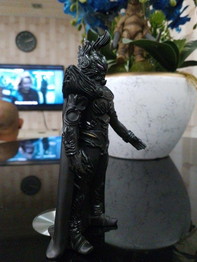 Alien Empera / Alien Emperor 6.5 inch Sofubi, Hobbies & Toys, Toys ...