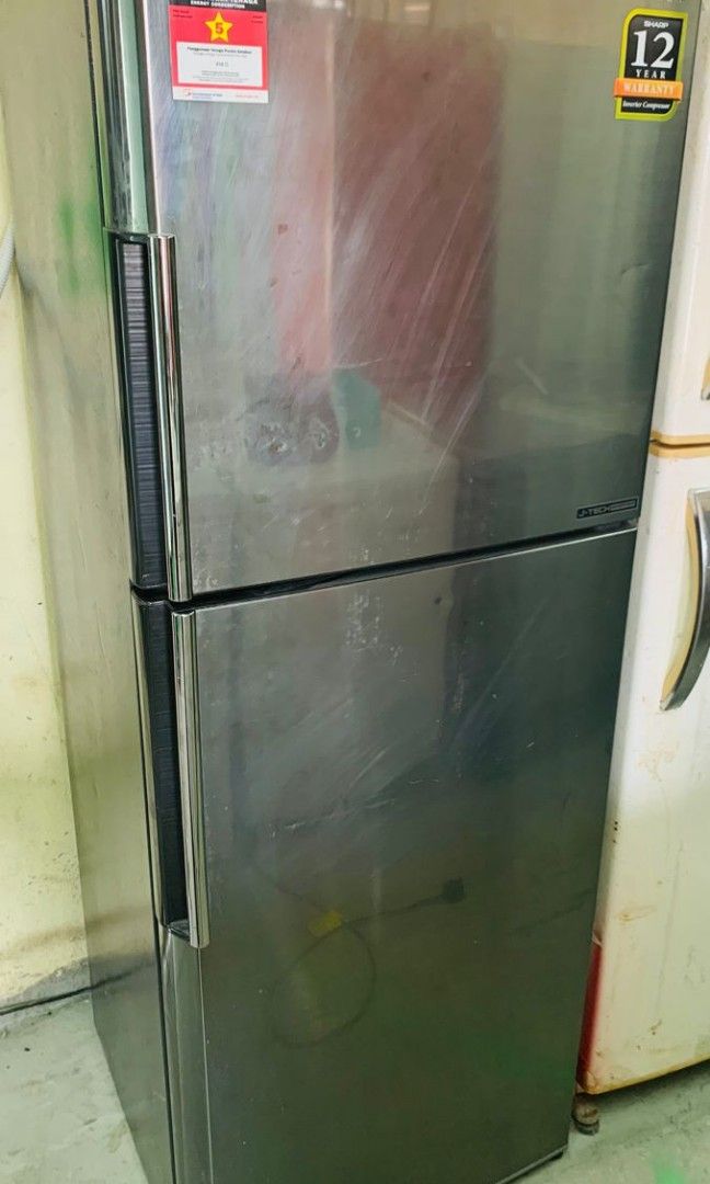 PETI AIS BRAND SHARP 2 PINTU 287 Liter Area Gombak, TV & Home ...