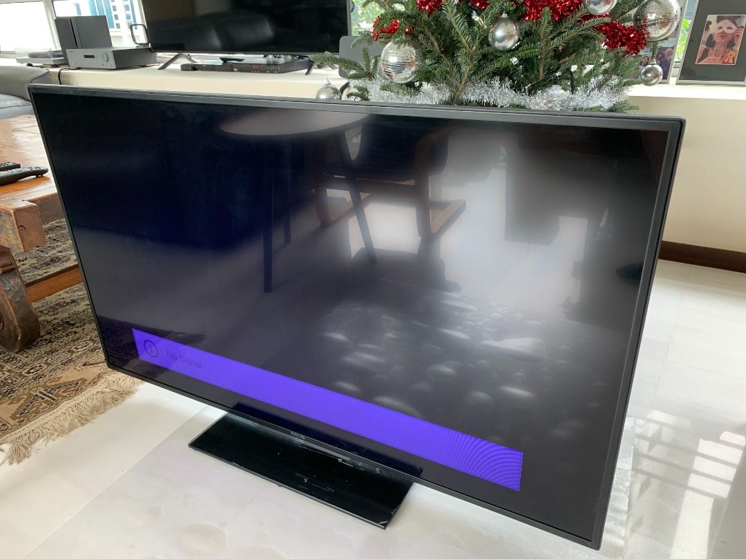 Philips 50” LCD TV – Old n Pre-loved but in Great Working Condition, TV ...