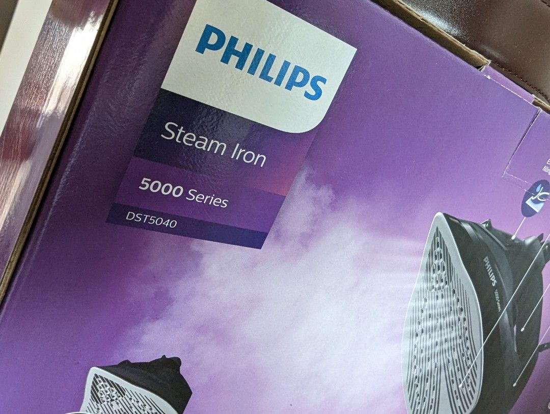 Philips DST5040 Steam Iron, TV & Home Appliances, Irons & Steamers on ...