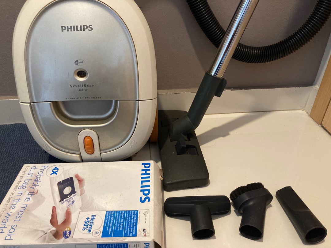 Philips vacuum cleaner, TV & Home Appliances, Vacuum Cleaner ...