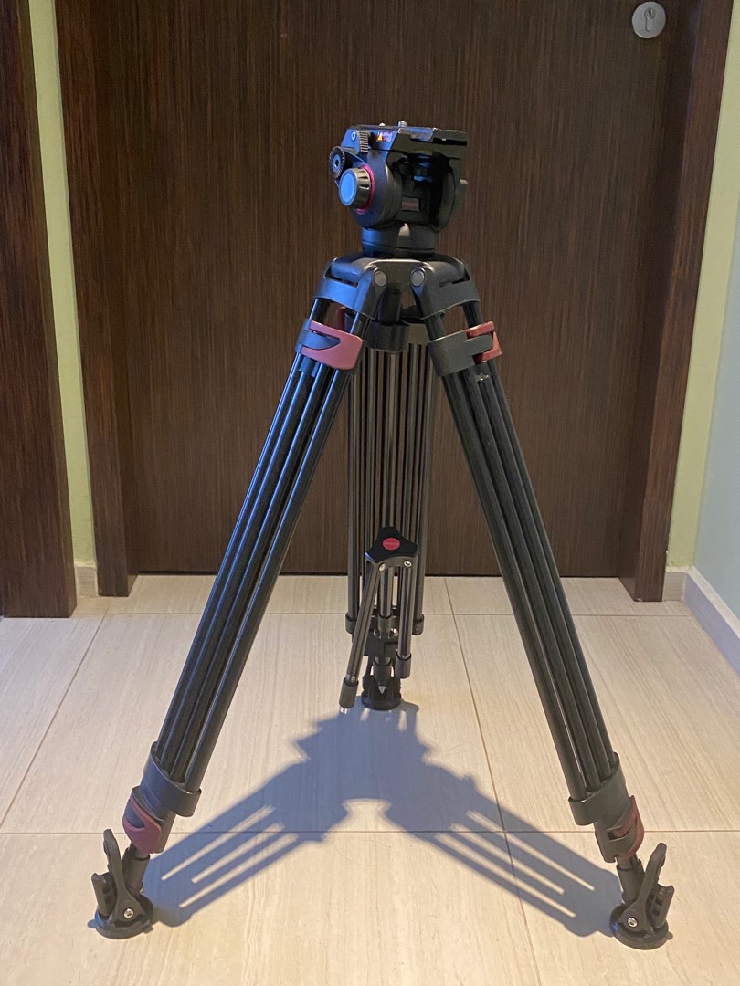 Professional (Video) Camera Tripod, Photography, Photography ...