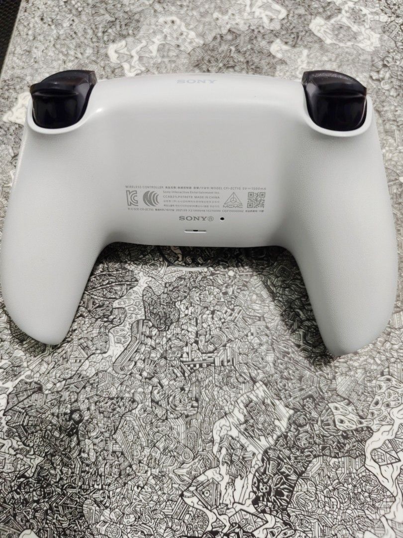 PS5 Dualsense White Controller, Video Gaming, Gaming Accessories ...