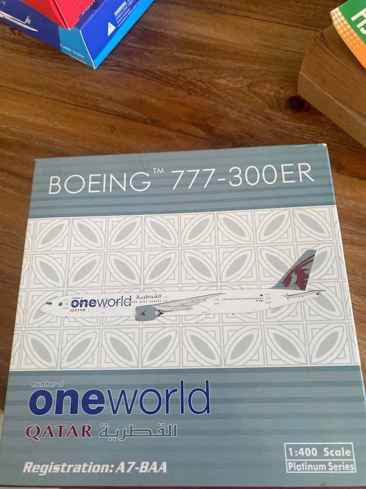 Qatar Airways B777-300ER Oneworld model 1:400, Hobbies & Toys, Toys ...