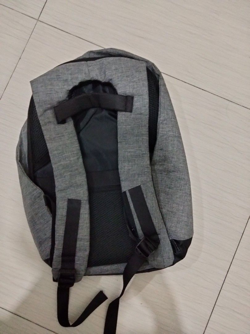 SiT backpack, Men's Fashion, Bags, Backpacks on Carousell