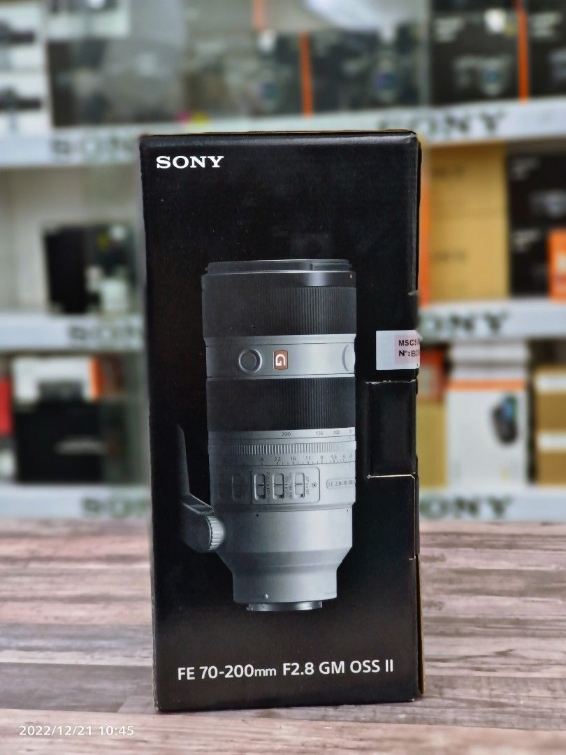 Sony FE70-200mm F2.8 GM OSS ll, Photography, Lens & Kits on Carousell