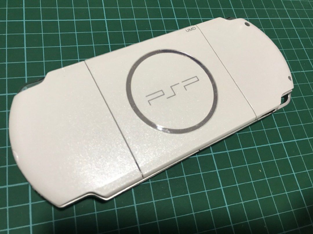 Sony Psp 3000 Slim Pearl White, Video Gaming, Video Game Consoles ...