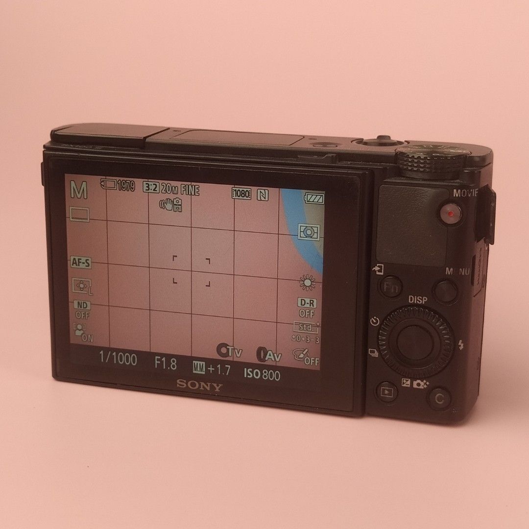 Sony RX100 Mk3 III pocket camera, Photography, Cameras on Carousell