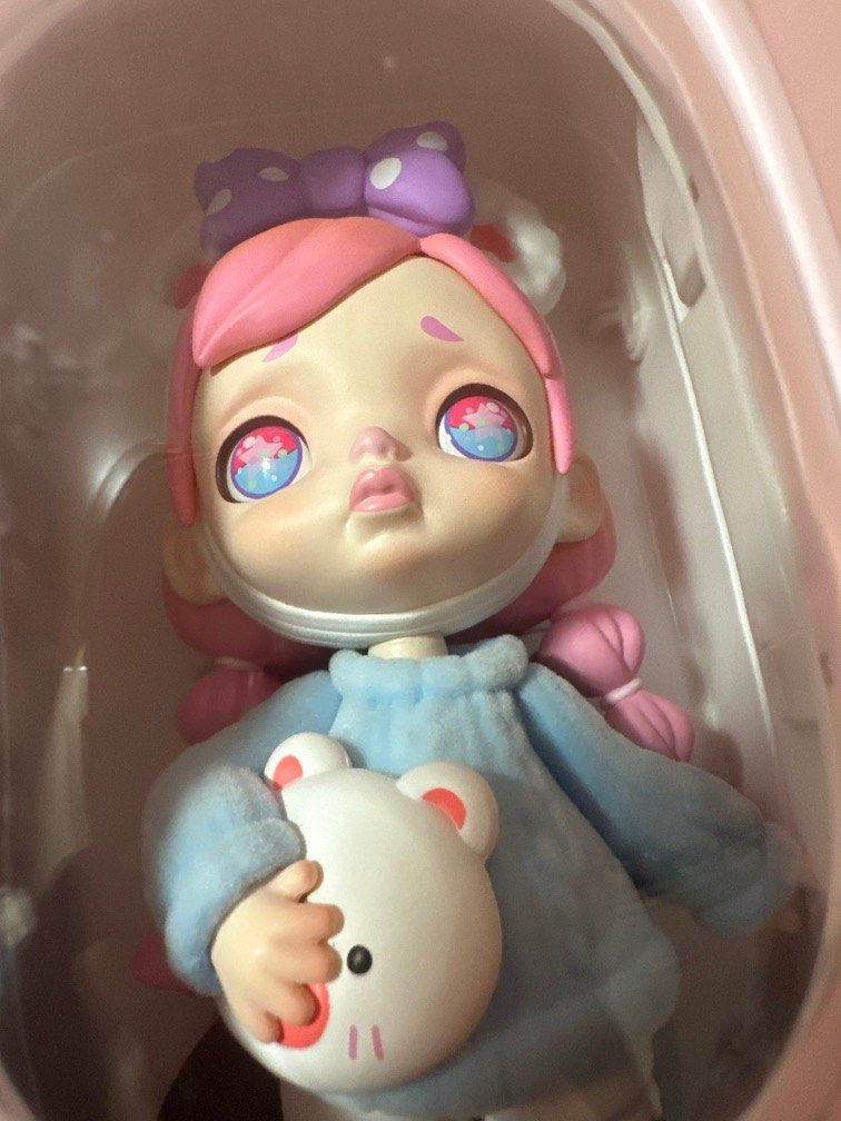 Toycity Laura space capsule blindbox popmart skullpanda, Hobbies & Toys ...