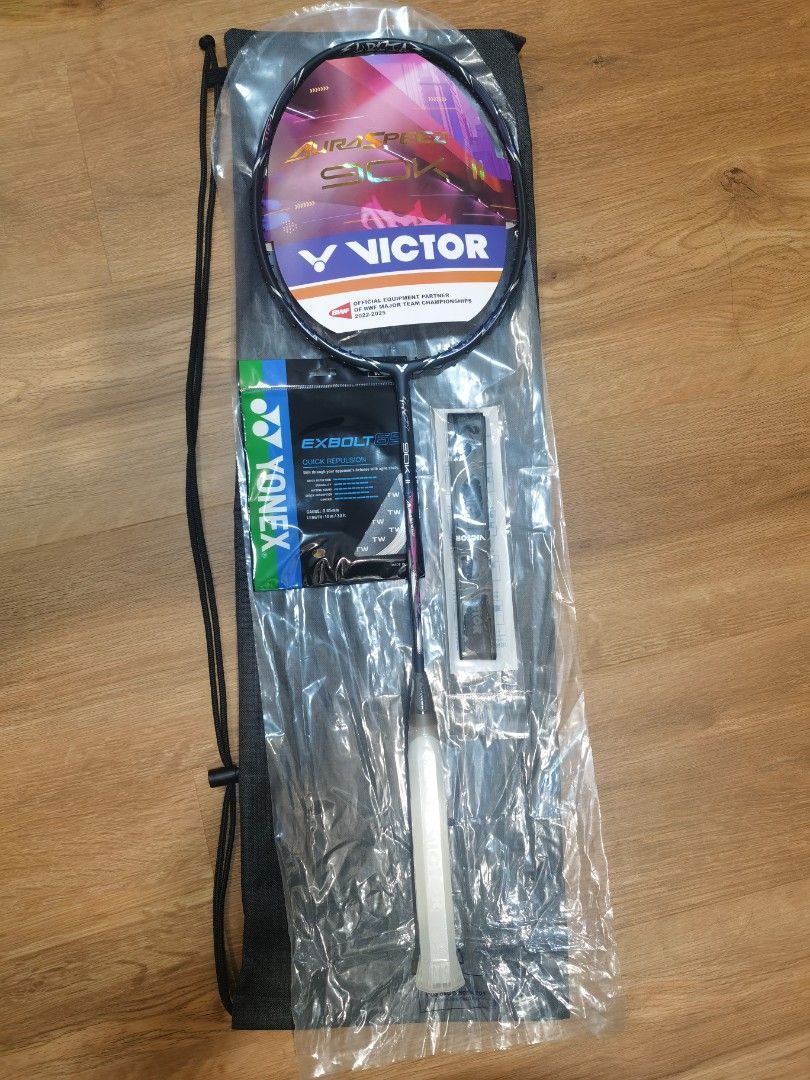 Victor Auraspeed 90k II (4UG5), Sports Equipment, Sports & Games ...