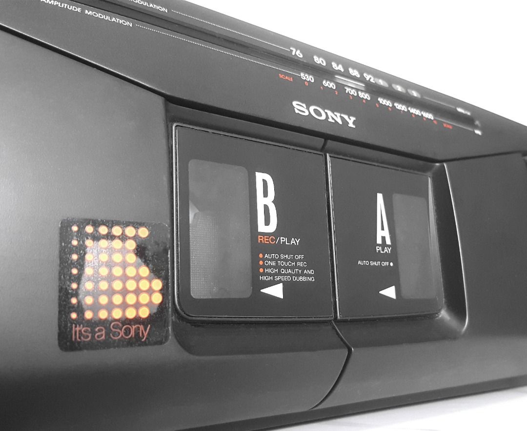 Vintage Sony CFS - W304 AM/FM Radio Cassette Player/Recorder /Boombox ...