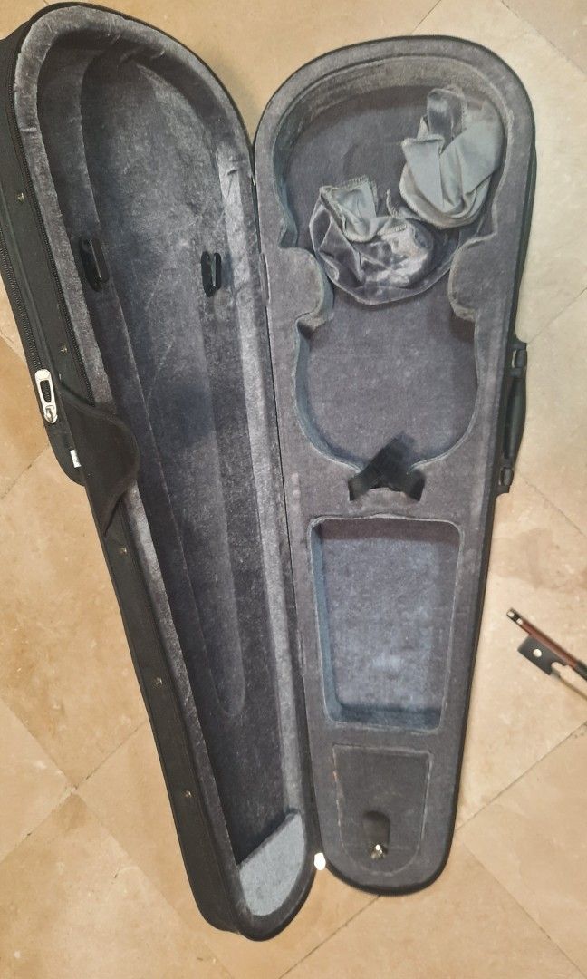 Violin Bachendorff Concert Series 4/4, Hobbies & Toys, Music & Media ...