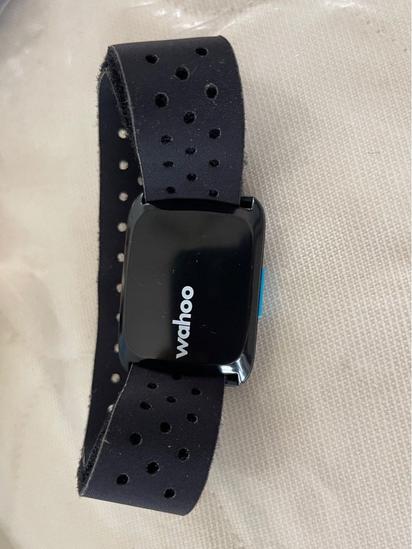 Wahoo Tickr Fit Heart rate monitor, Sports Equipment, Other Sports ...