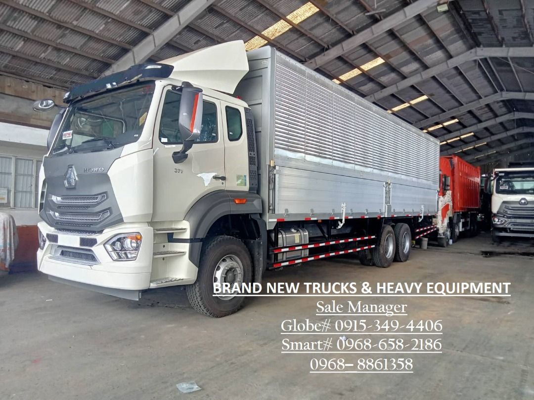Wing Van Howo N7 371HP 10w 32ft sinotruk Brand New, Special Vehicles ...