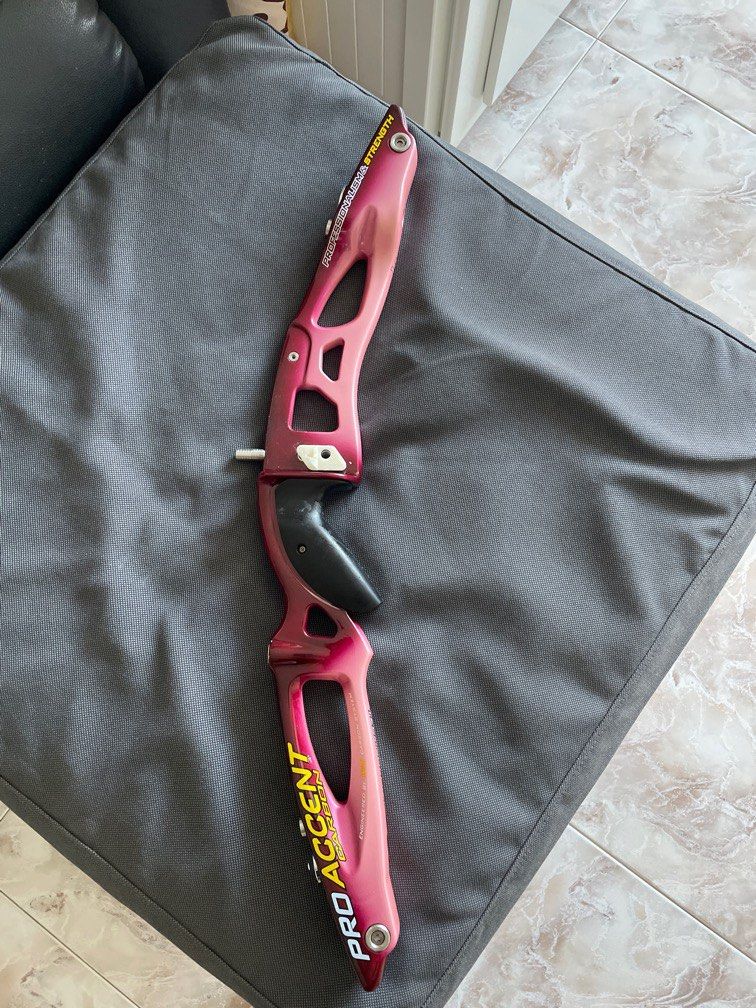 Win&Win pro accent carbon recurve riser, Sports Equipment, Other Sports ...