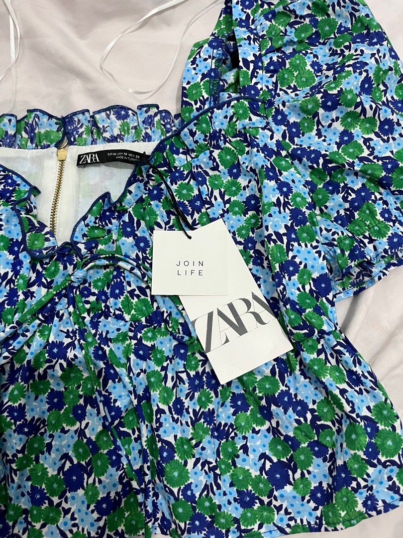 ZARA BNWT Floral Ditsy Daisy Medium, Women's Fashion, Tops, Blouses on ...