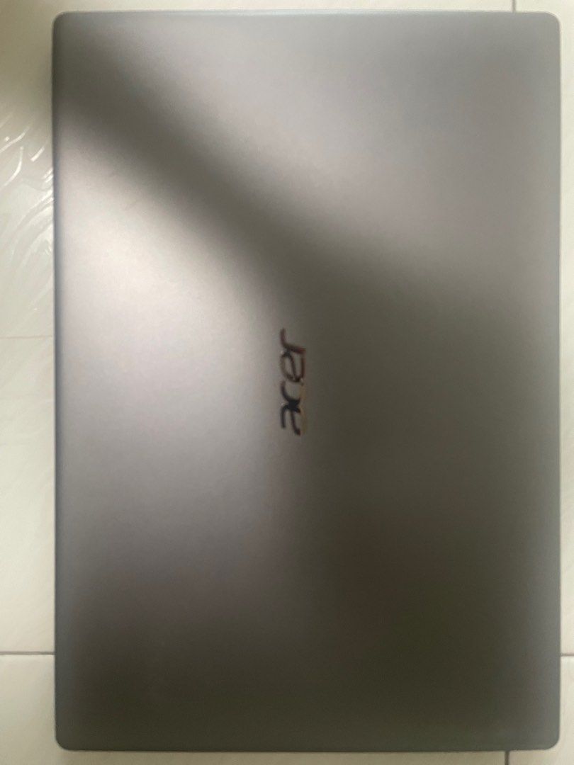 Acer swift 5 - SF514-53T , super light laptop - less than 1kg ...