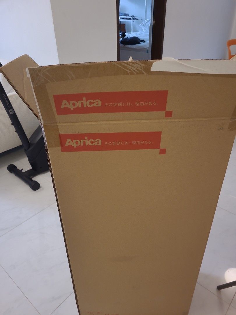 Aprica stroller ( new born up to 3.6kg), Babies & Kids, Going Out ...
