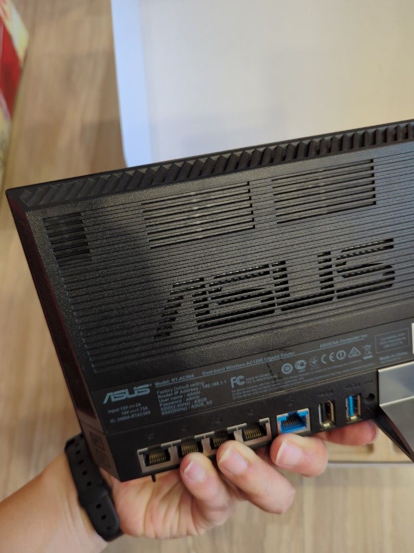 Asus RT-AC56S Gigabit Router, Computers & Tech, Parts & Accessories ...