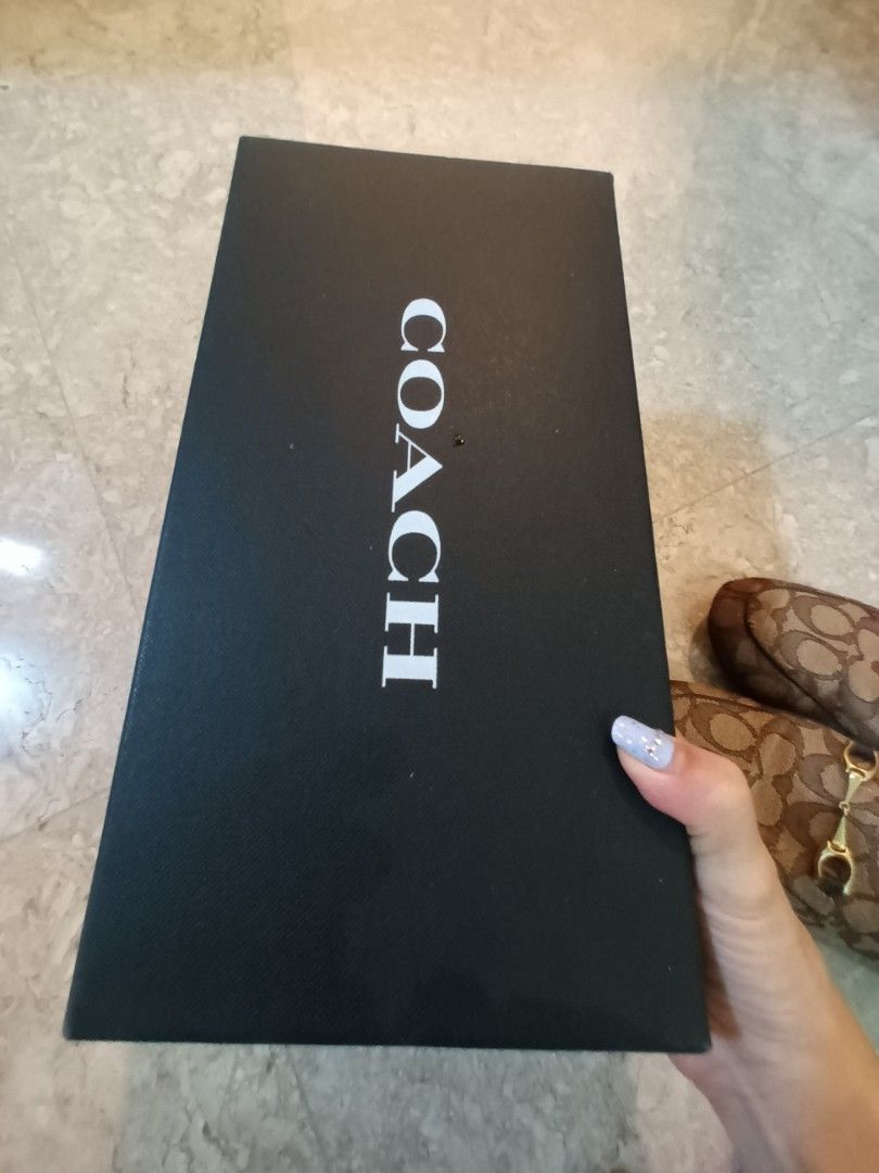 Authentic Coach flat shoe with box, Women's Fashion, Footwear, Flats on ...