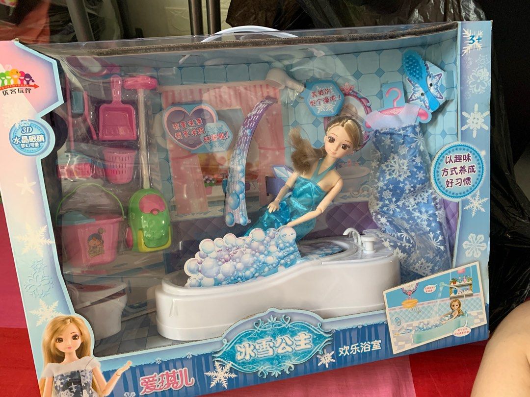 BARBIE BATH TUB SET 14incs box, Hobbies & Toys, Toys & Games on Carousell