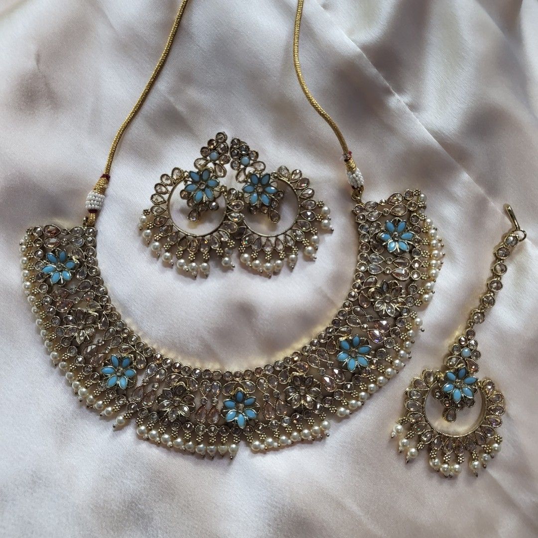 Beautiful Flower Neclace Set, Women's Fashion, Jewelry & Organisers ...