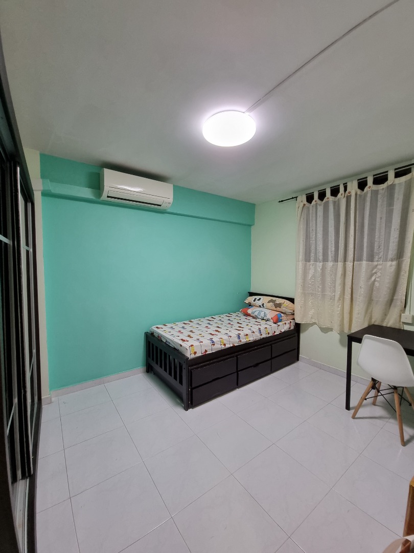 Common Bedroom @ Marsiling Drive, Property, Rentals, HDB on Carousell