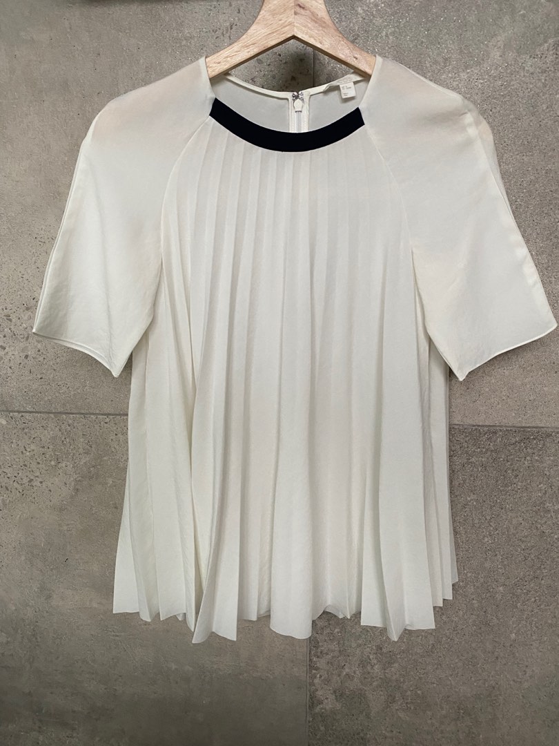 COS Pleated Top, Women's Fashion, Tops, Blouses on Carousell