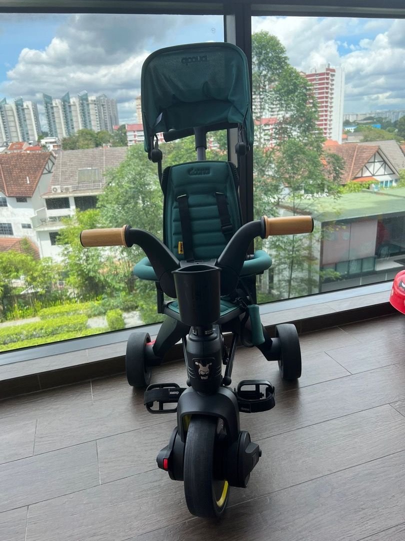 Doona Liki Trike S5 - Racing Green, Babies & Kids, Going Out, Strollers ...