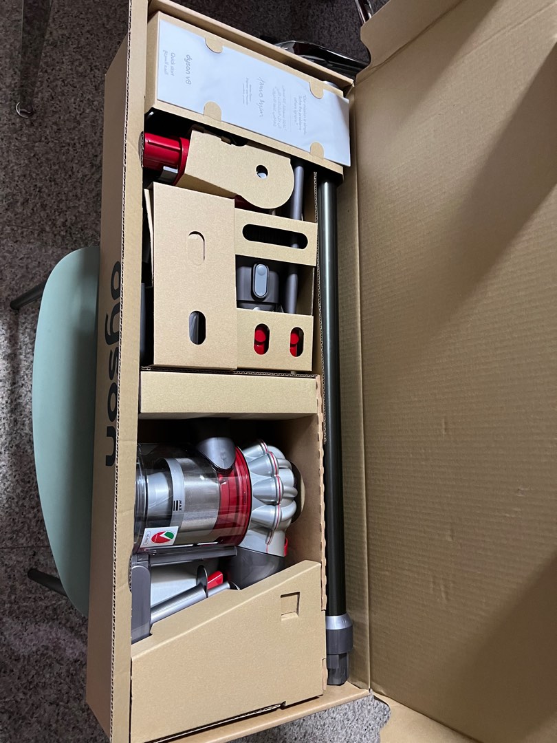 Dyson V8 Absolute, Furniture & Home Living, Cleaning & Homecare ...