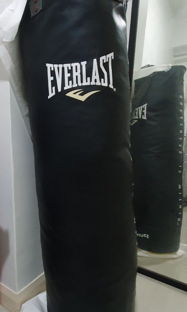EVERLAST Punching bag, Sports Equipment, Exercise & Fitness, Cardio ...