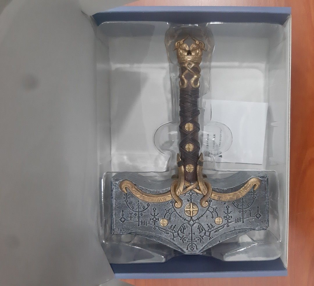 God Of War Ragnarok Collectible Mjolnir Pen, Hobbies & Toys ...