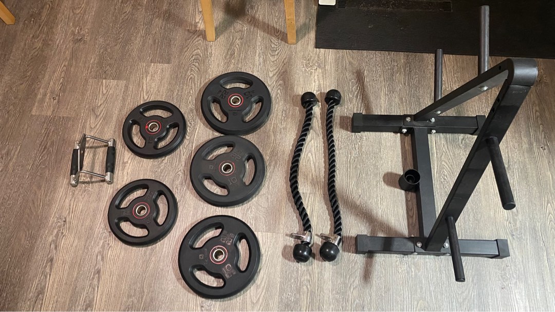 (Sell as a set) Plates / Bars / Rope / Rack, Sports Equipment, Exercise ...