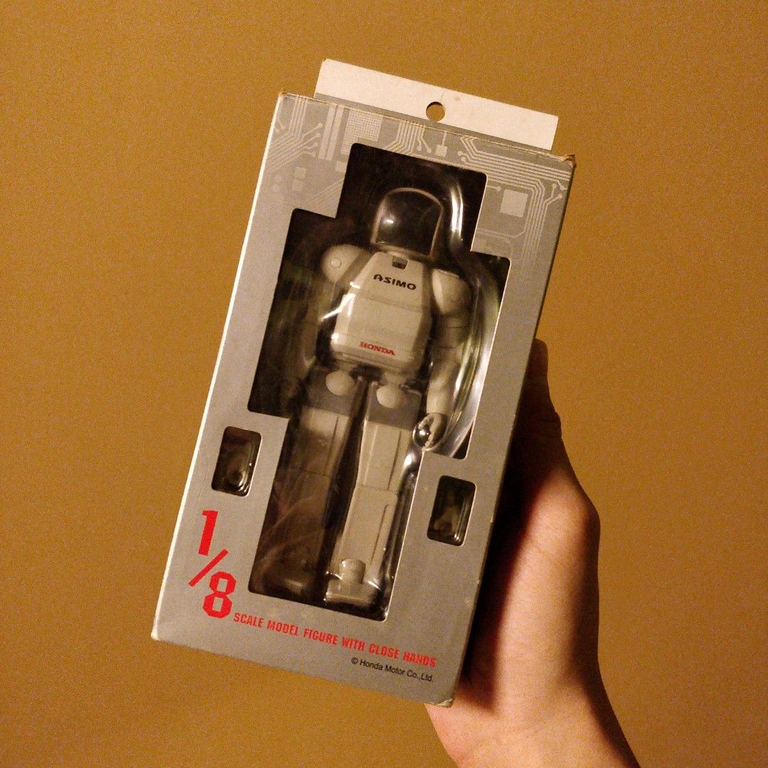 Honda Asimo 1/8 Action Figure 3 (Rare,Japan), Hobbies & Toys, Toys & Games on Carousell