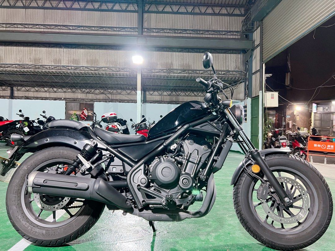 HONDA Rebel 500, 機車, 重機在旋轉拍賣