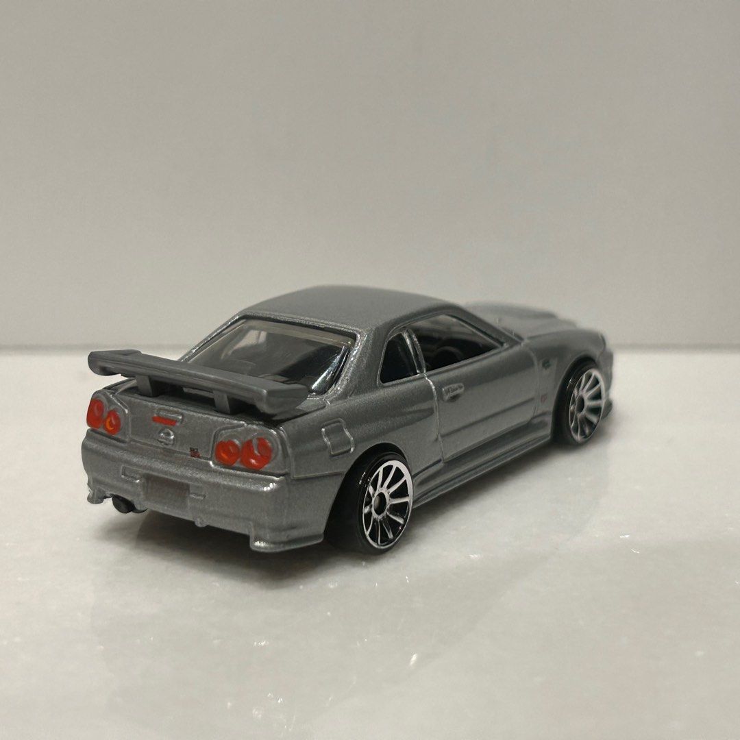 Hot Wheels Skyline GT-R R34 First Edition Grey color, Hobbies & Toys ...
