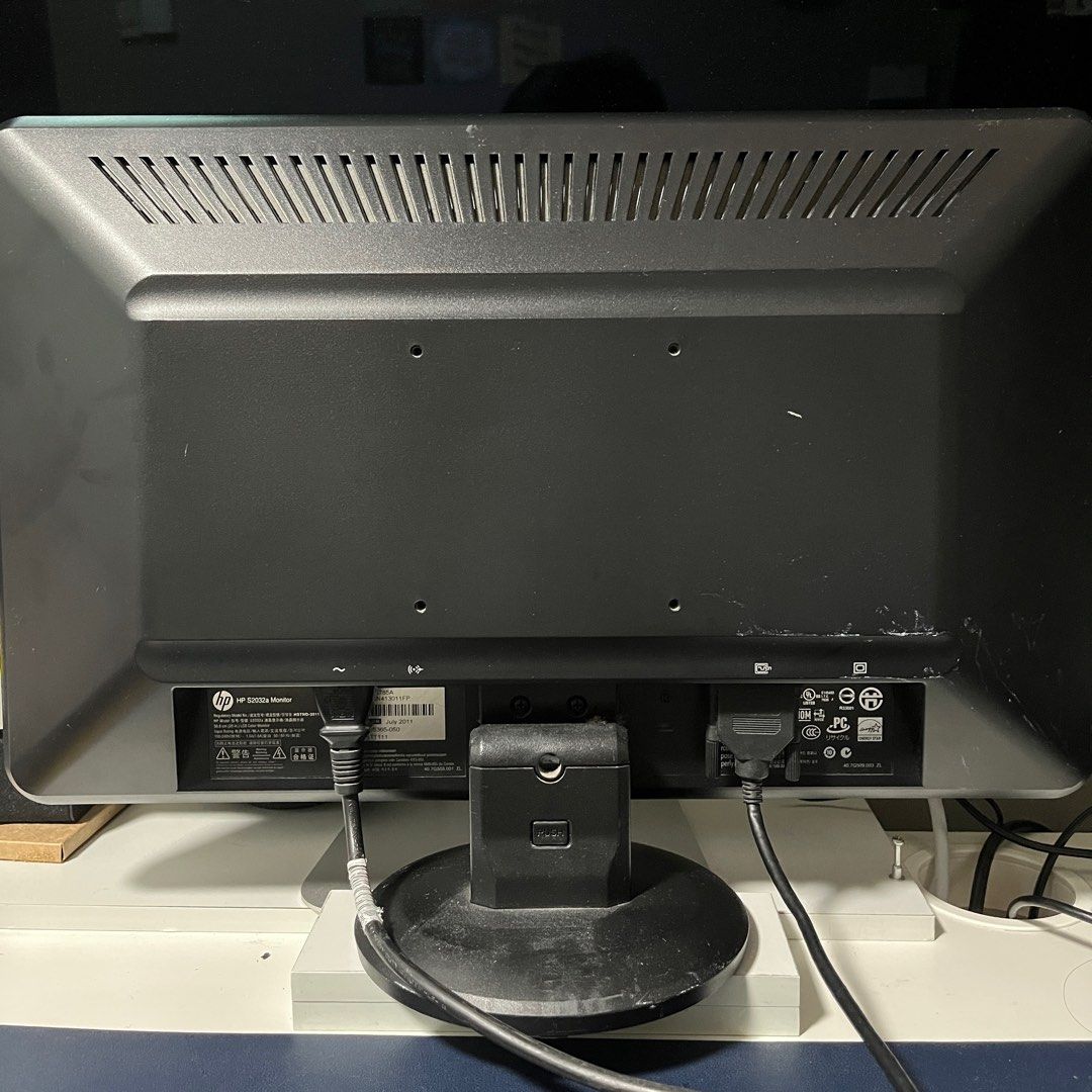 HP S2032 LCD Monitor 20 inch, Computers & Tech, Parts & Accessories ...