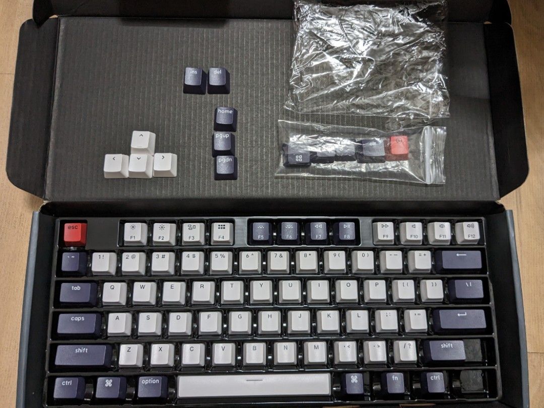 Keychron OEM black/white/red keycaps (from Q1), Computers & Tech, Parts ...
