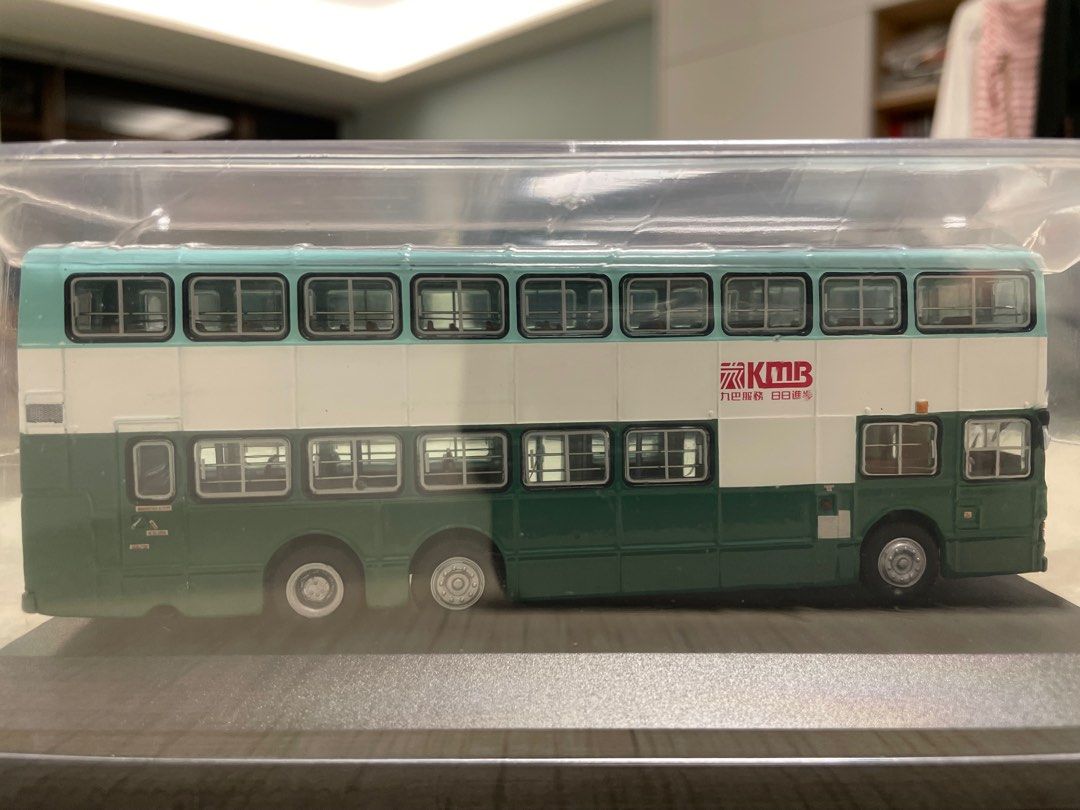 KMB 九巴 丹尼士巨龍12米非空調 1:76 巴士模型 3N 6C 九龍城碼頭, 興趣及遊戲, 玩具 & 遊戲類 - Carousell
