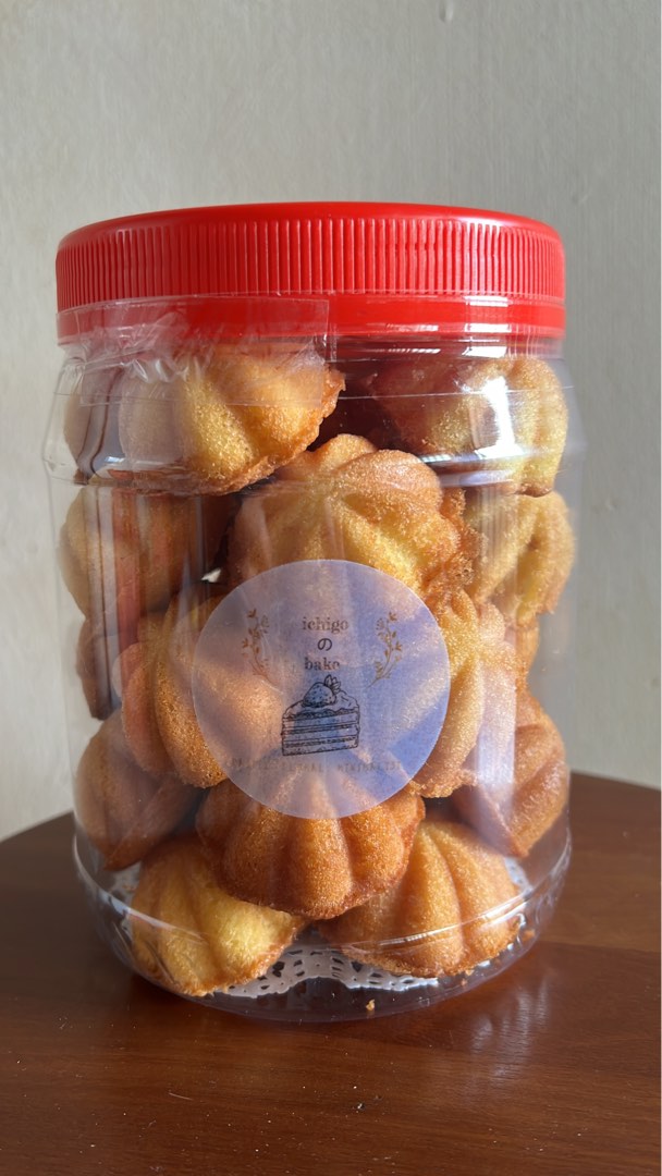 Kueh Bolu, Food & Drinks, Homemade Bakes on Carousell