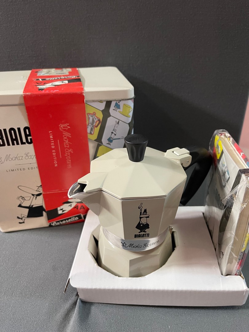 LIMITED EDITION - Bialetti Moka Express Beige with notebook, Furniture ...
