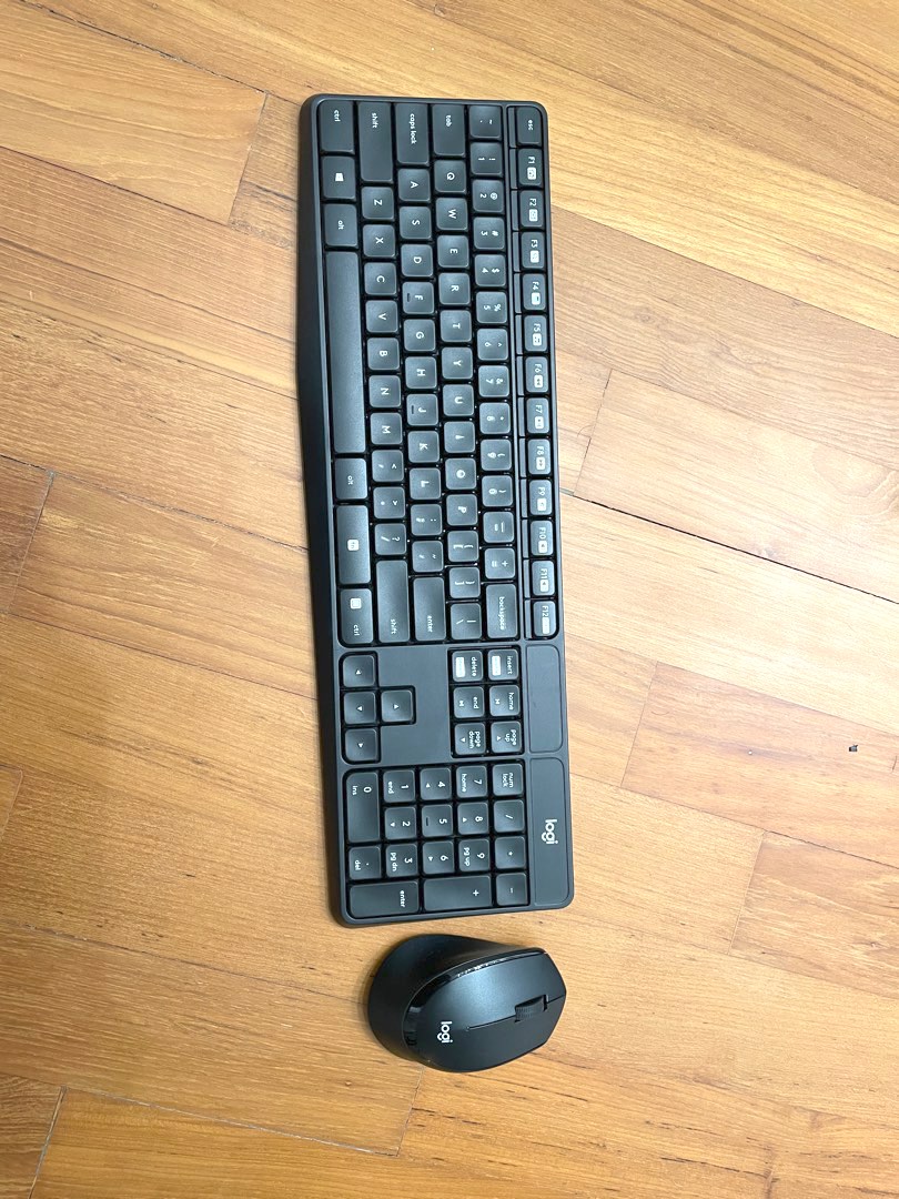 Logitech Silent Wireless Keyboard and Mouse Combo, Computers & Tech ...