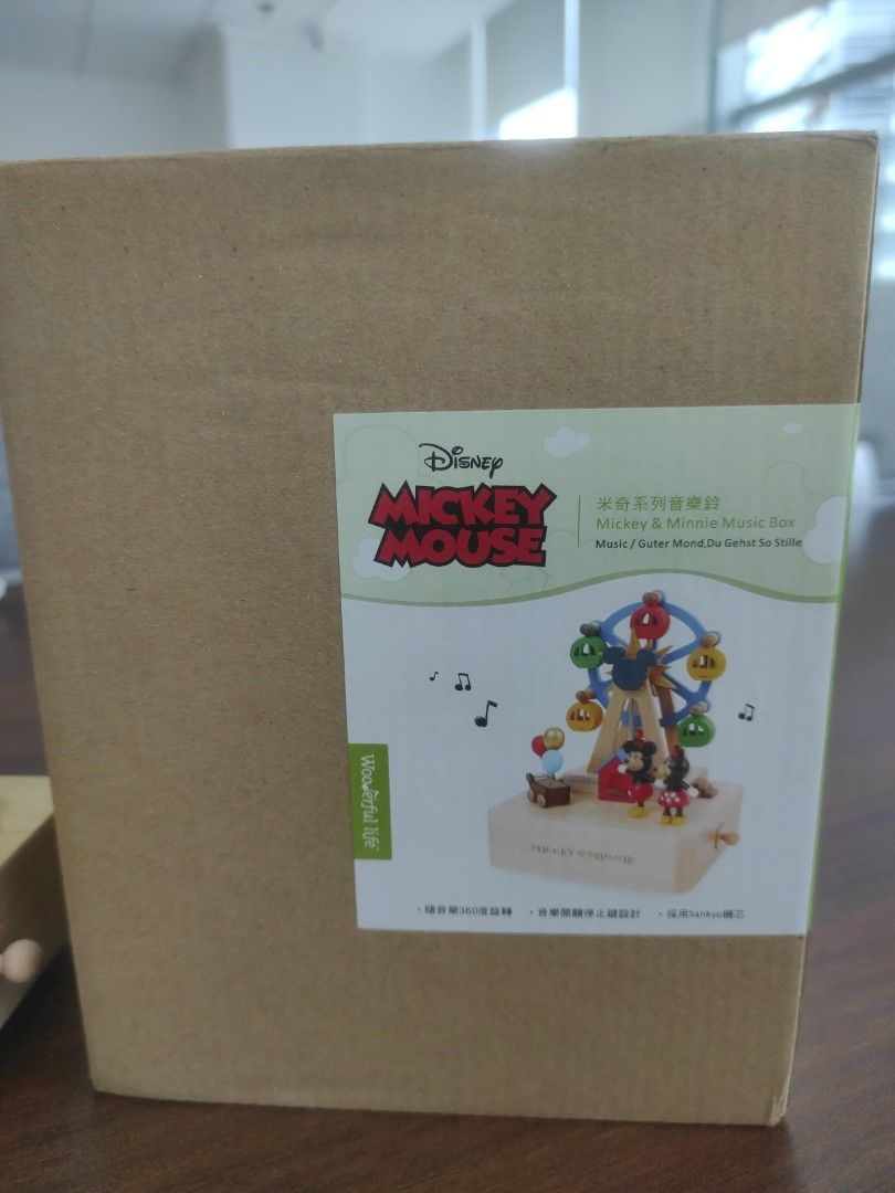 Mickey Minnie Music Box, Toys & Collectibles, Mainan di Carousell