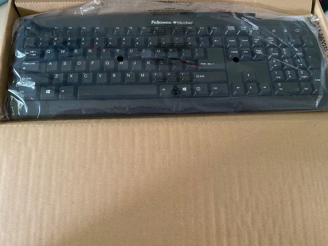 Microban Fellowes Basic 104 Keyboard, Computers & Tech, Parts ...