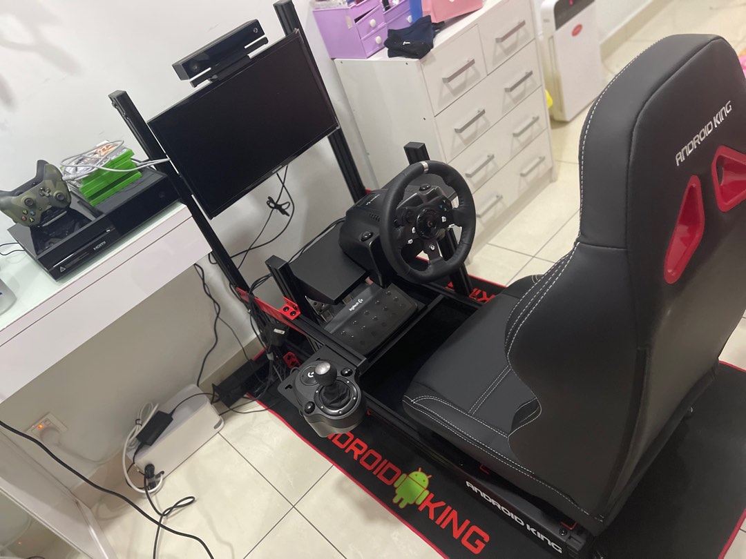 Microsoft XBox One + Logitech G920 Driving Force Racing Wheel ...