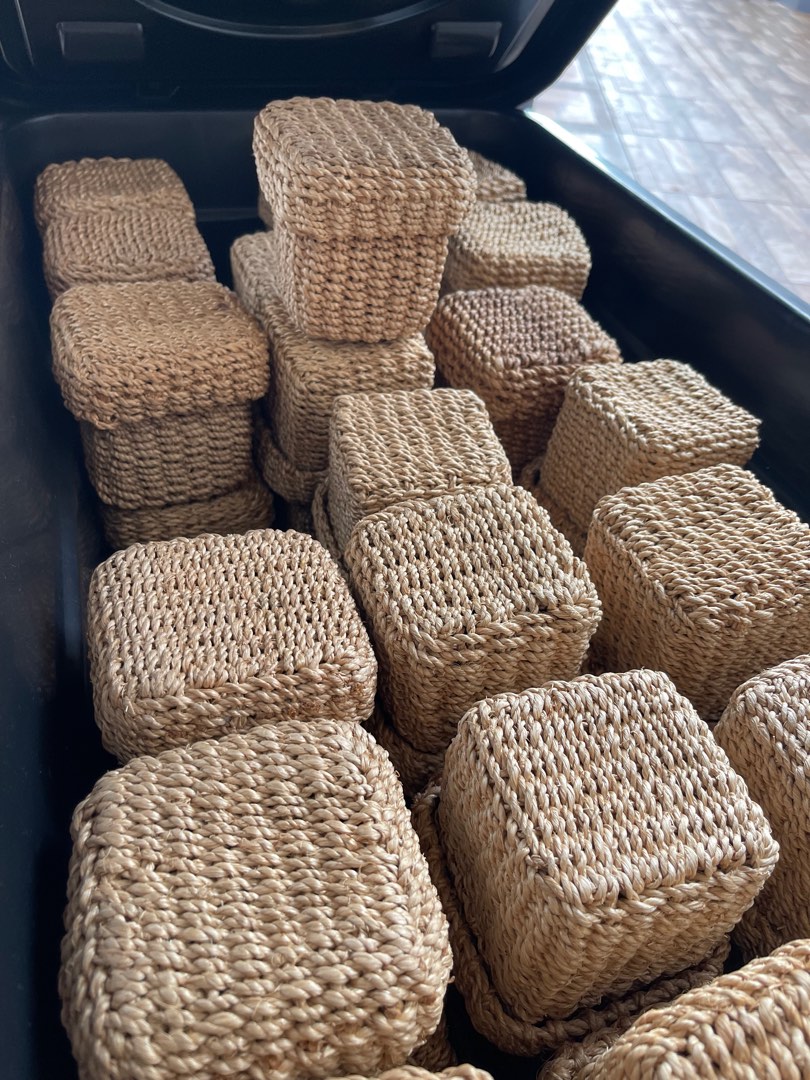 Native small boxes, Women's Fashion, Jewelry & Organizers, Accessory ...