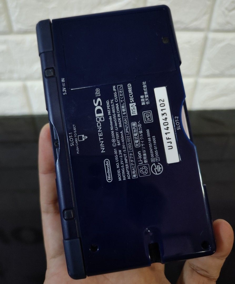 Nintendo DS Lite Enamel Navy + R4 White 32Gb Full of Games Bundle ...
