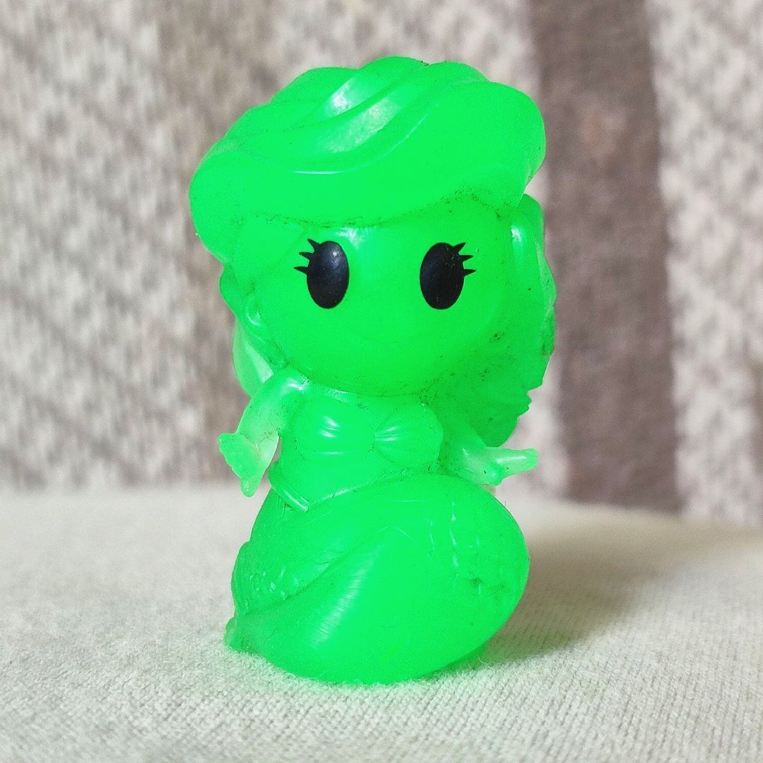 Ooshies Glow in the Dark (rare) Pencil Topper, Hobbies & Toys, Toys ...