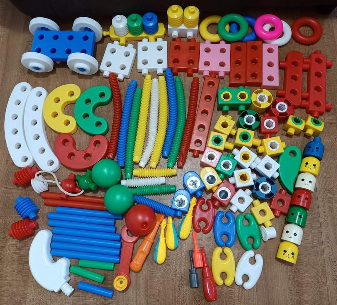 Pipes & Tubes Linking Toys, Hobbies & Toys, Toys & Games on Carousell