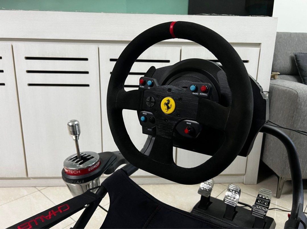 Playseat Challenge + Thrustmaster T300 Ferrari Integral Wheel + T3PA ...